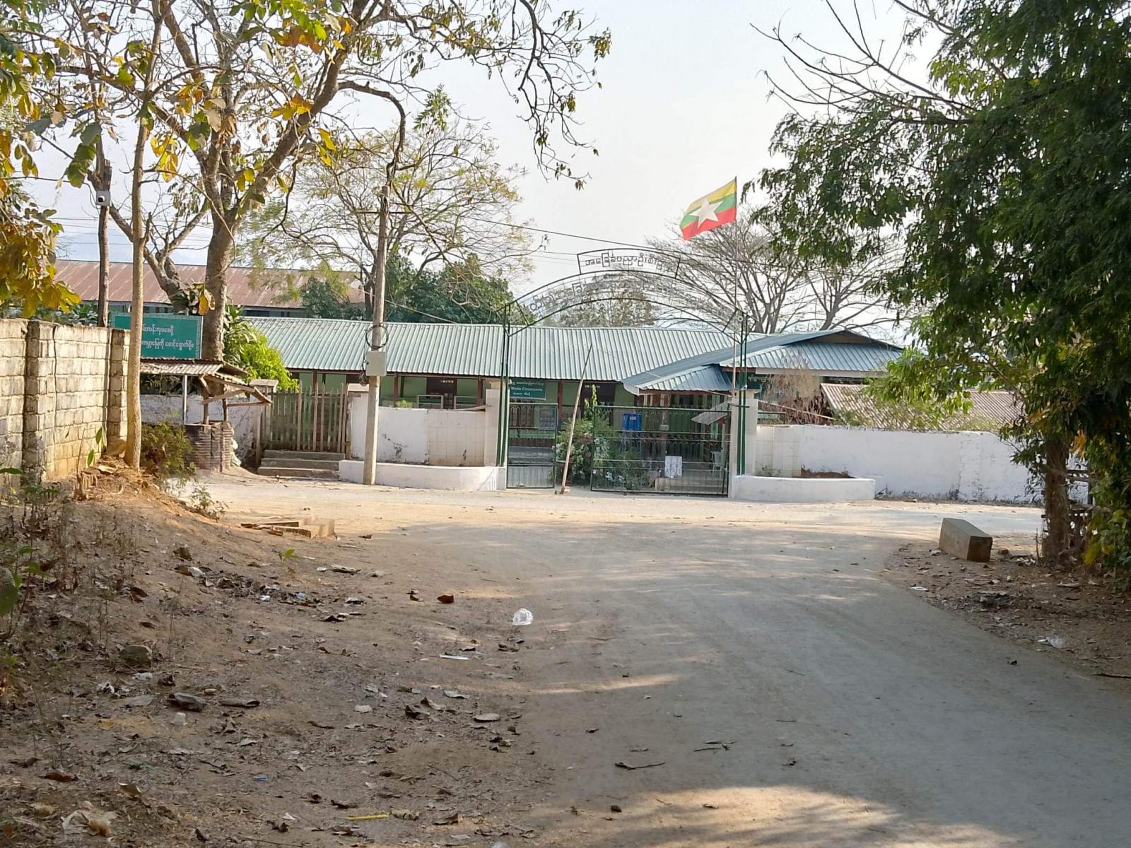 သိန္နီမြို့ အ ထ က ၁ စာစစ်ဌာန၌ ၂၀၂၃ ခုနှစ်၊တက္ကသိုလ်ဝင်စာမေးပွဲကို ၉၃
